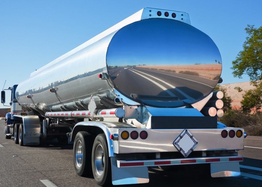 Liquid tanker emptying