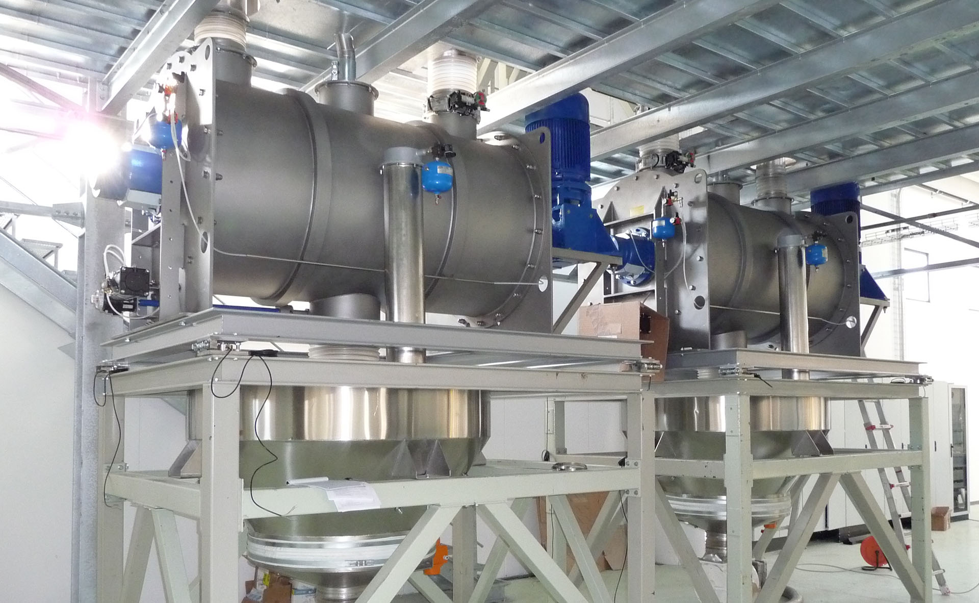 Ploughshare mixers